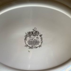 Johnson Brothers | Dining | Very Rare Johnson Bros Tally Ho Serving ...